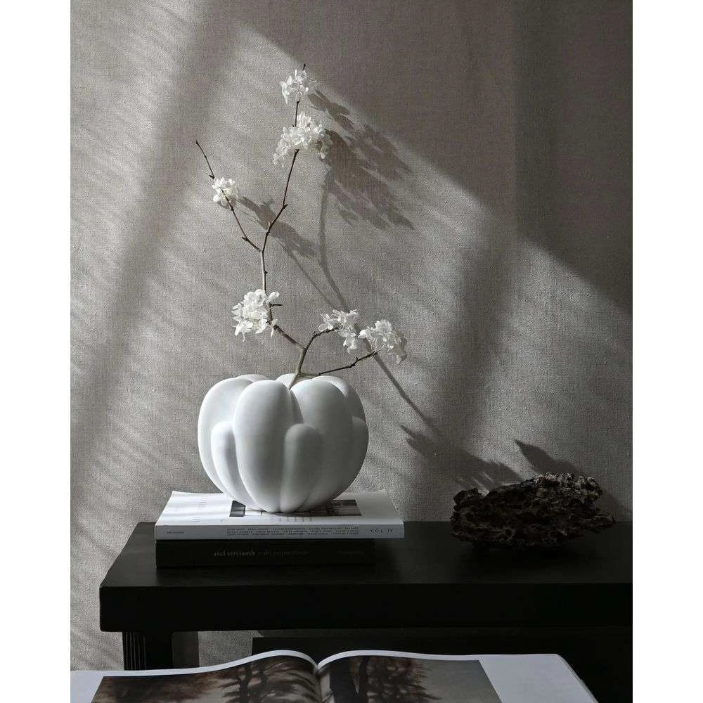 Bloom Vase Petit Bone Hvit - 101 Copenhagen Bloom Vase Petit Bone Hvit - 101 Copenhagen